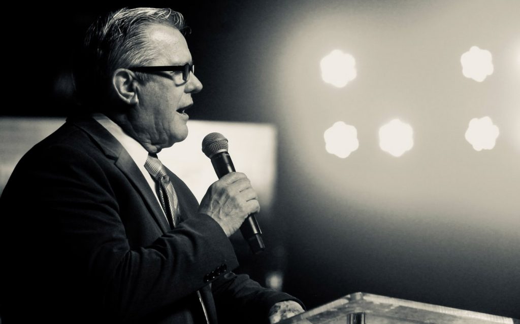 How A Lectern Can Improve Your Public Speaking? | Epic Office Furniture